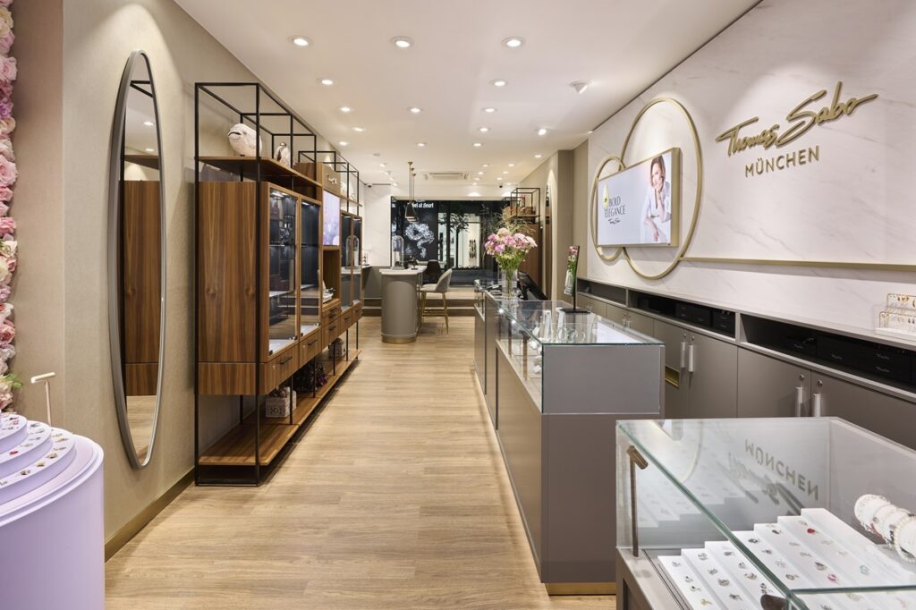 THOMAS SABO Premium Store in München: exklusives Shopping Erlebnis ...